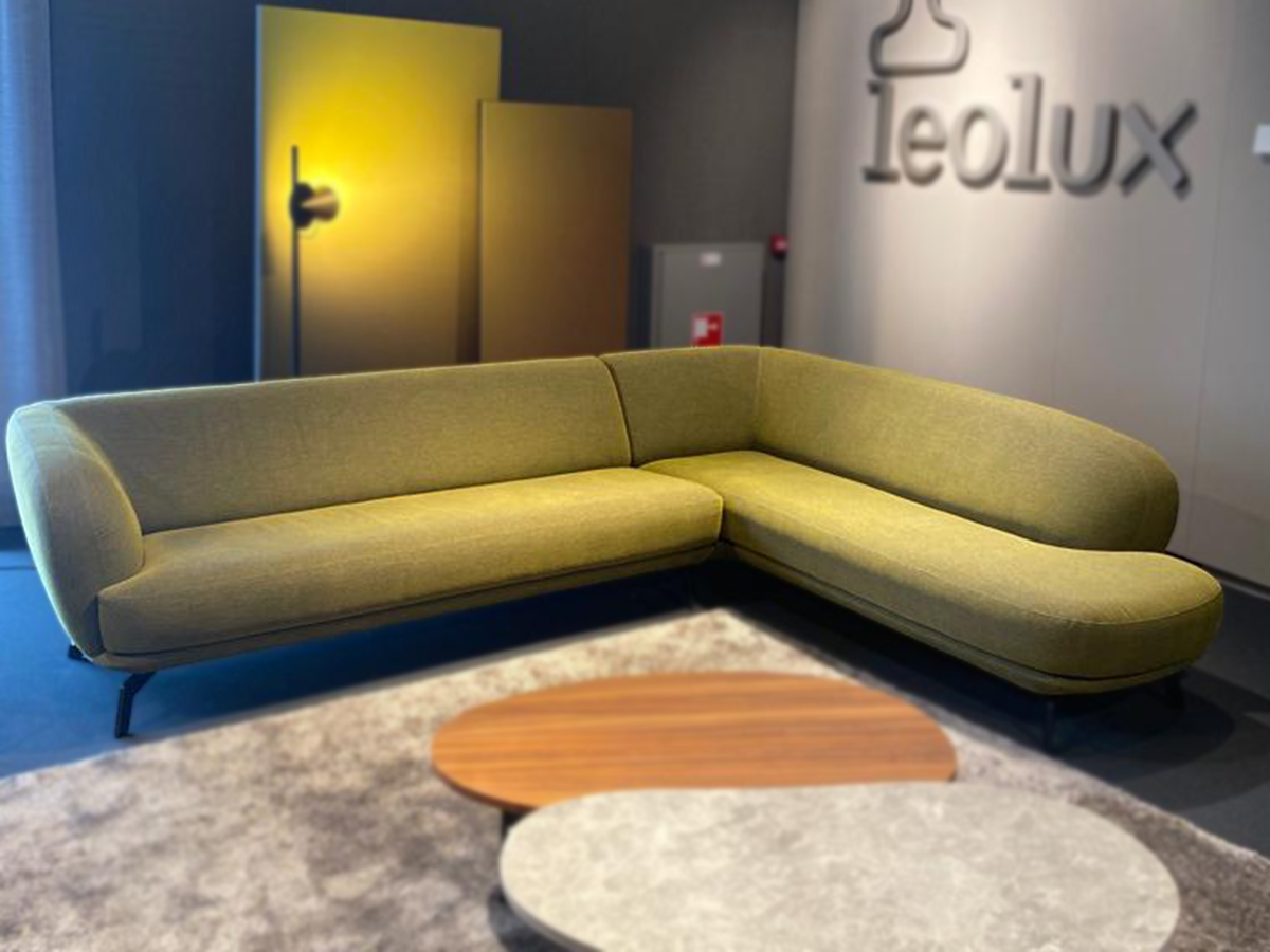 Leolux Flint hoekbank geel - showroommodel - De Donjon Meubelen Eindhoven